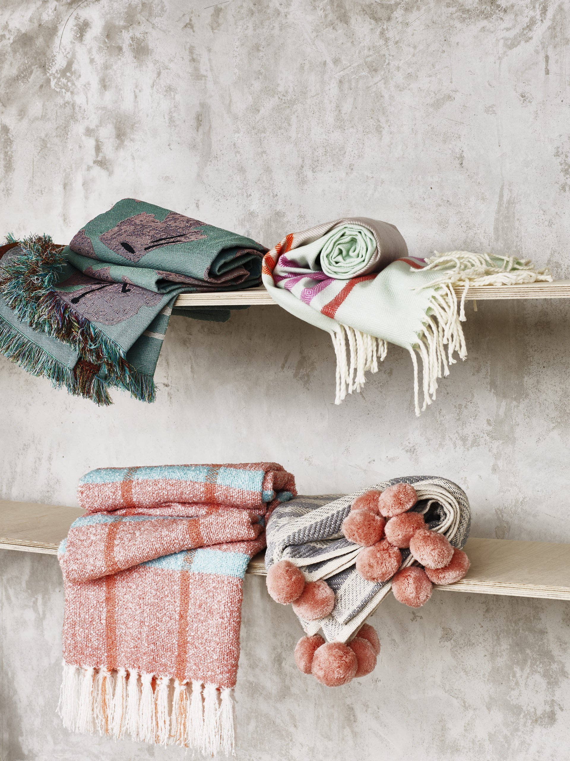 15 Distressed Walls Ideas - Inspiration Gallery | Maxine Brady