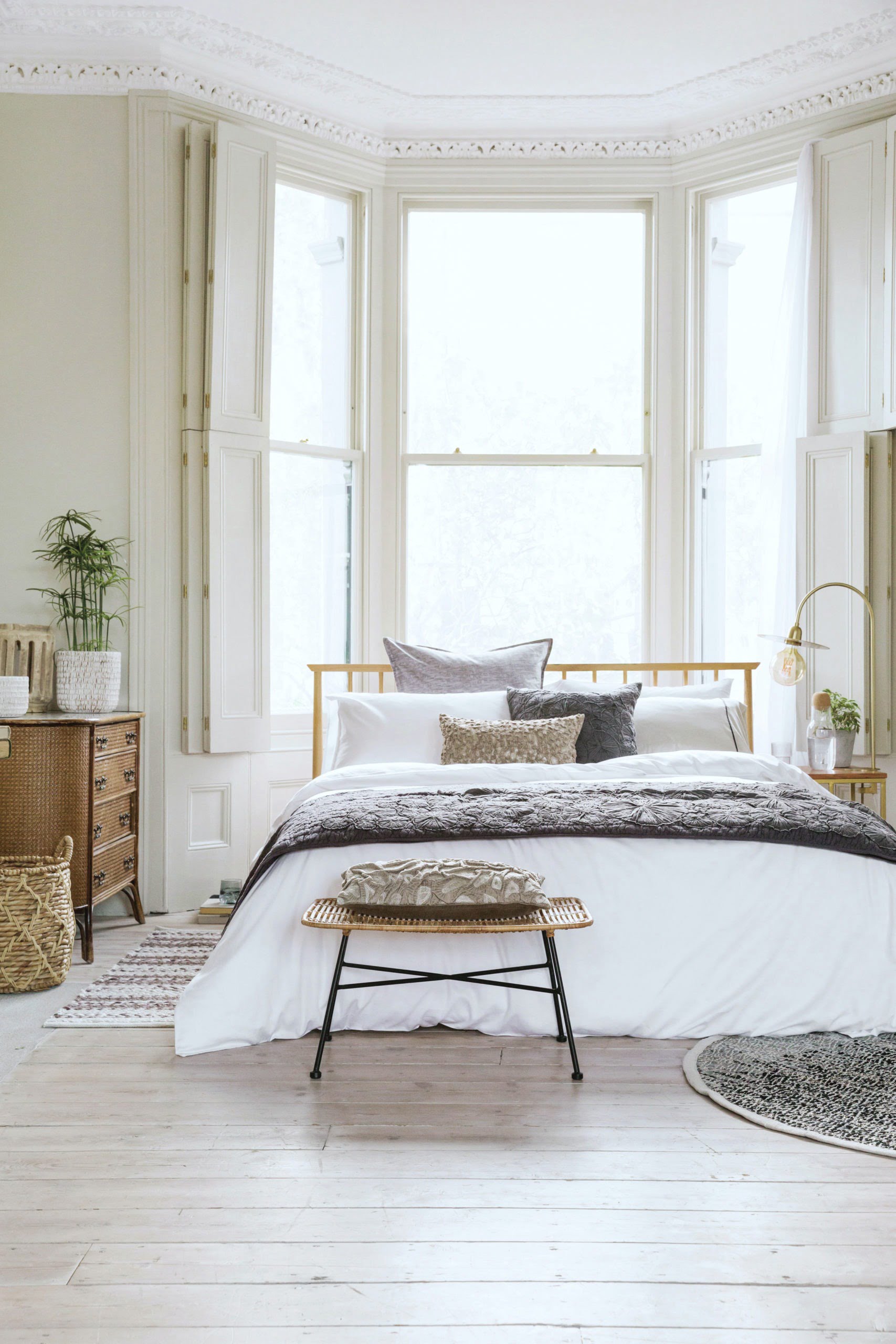 9 simple ways to style the minimal interior in 2019 | Maxine Brady