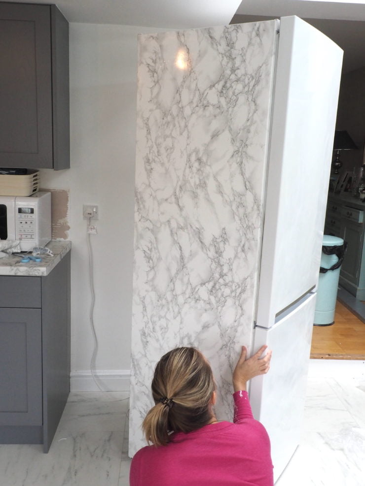 How To Makeover A Fridge For £10 With This Clever DIY Hack