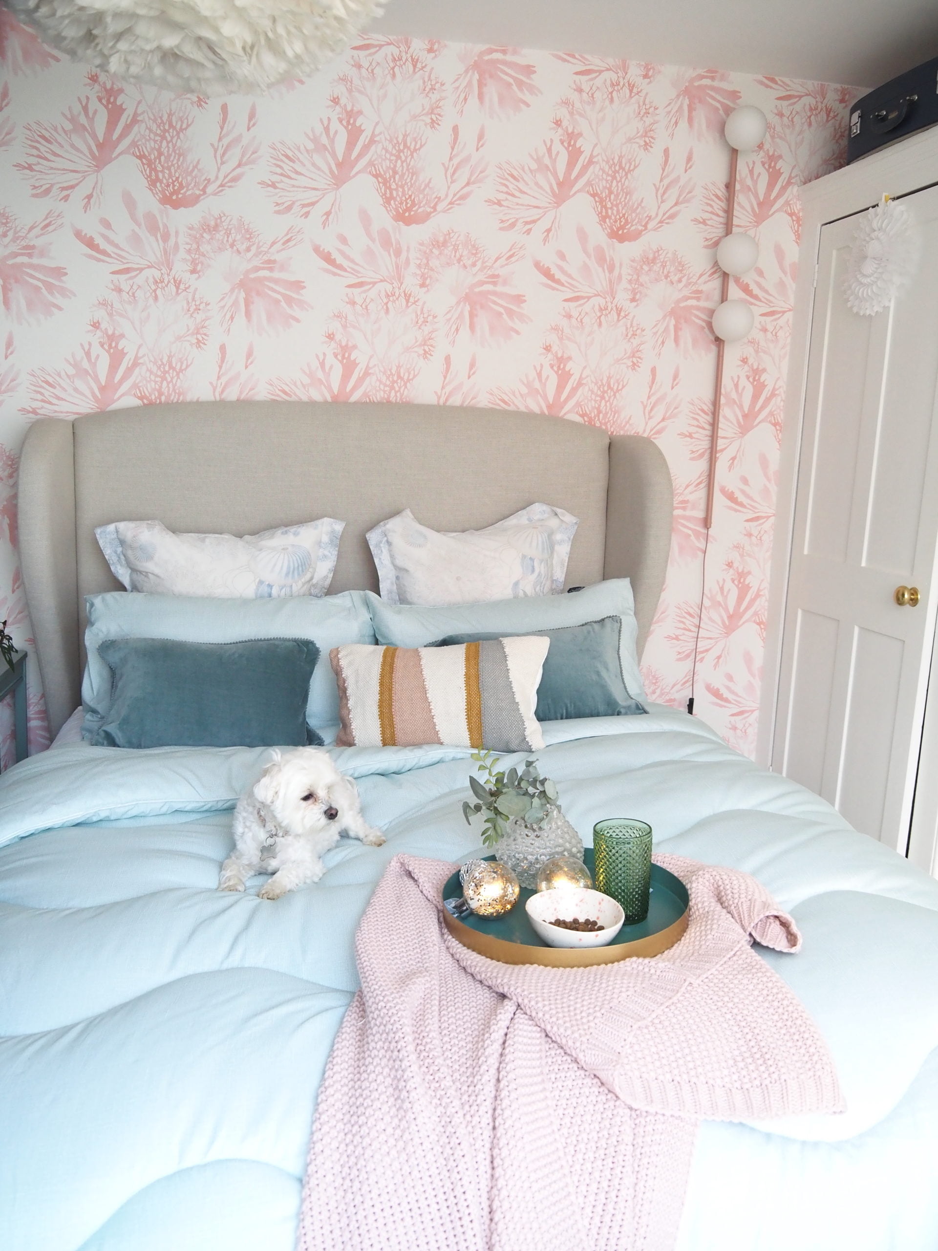 9 Reasons Why Your Bedroom Needs A Coverless Duvet | Maxine Brady