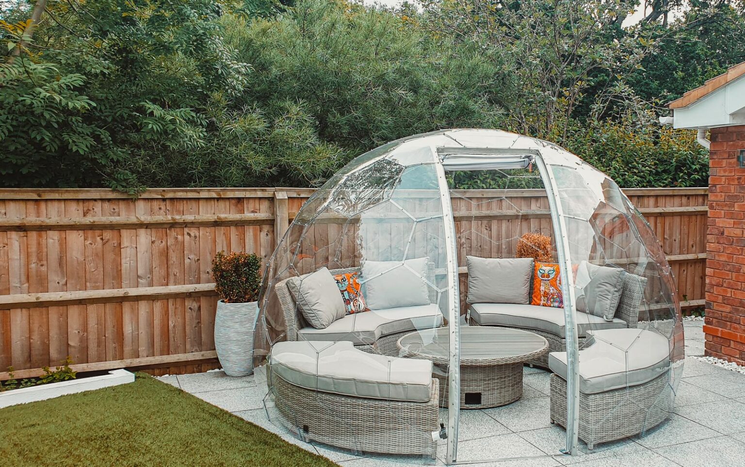 12 Of The Best Garden Igloo Ideas That You Need To Know Right Now! | Maxine Brady