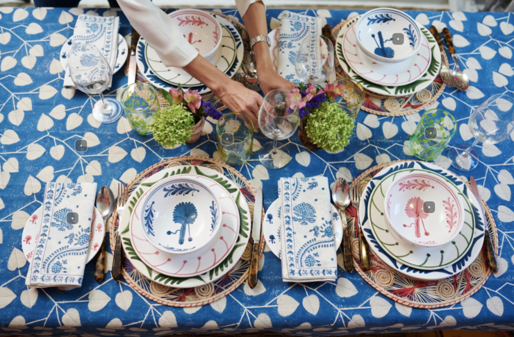 5 Ways On How To Mix Modern And Antique Furniture | Maxine Brady