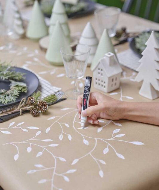 10 Easy DIY Christmas Craft Ideas For The Holidays | Maxine Brady