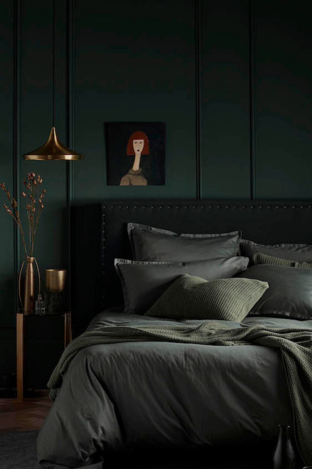 8 Expert Tips On How To Decorate With Dark Colours | Maxine Brady ...